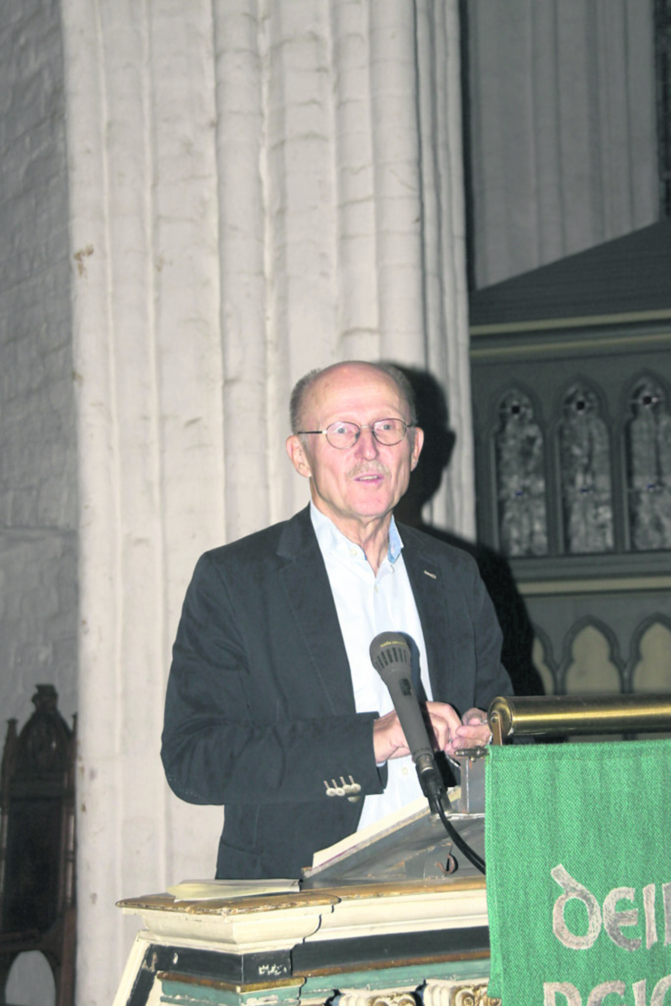 Manager Lemke wird Friedensbotschafter - Stade
