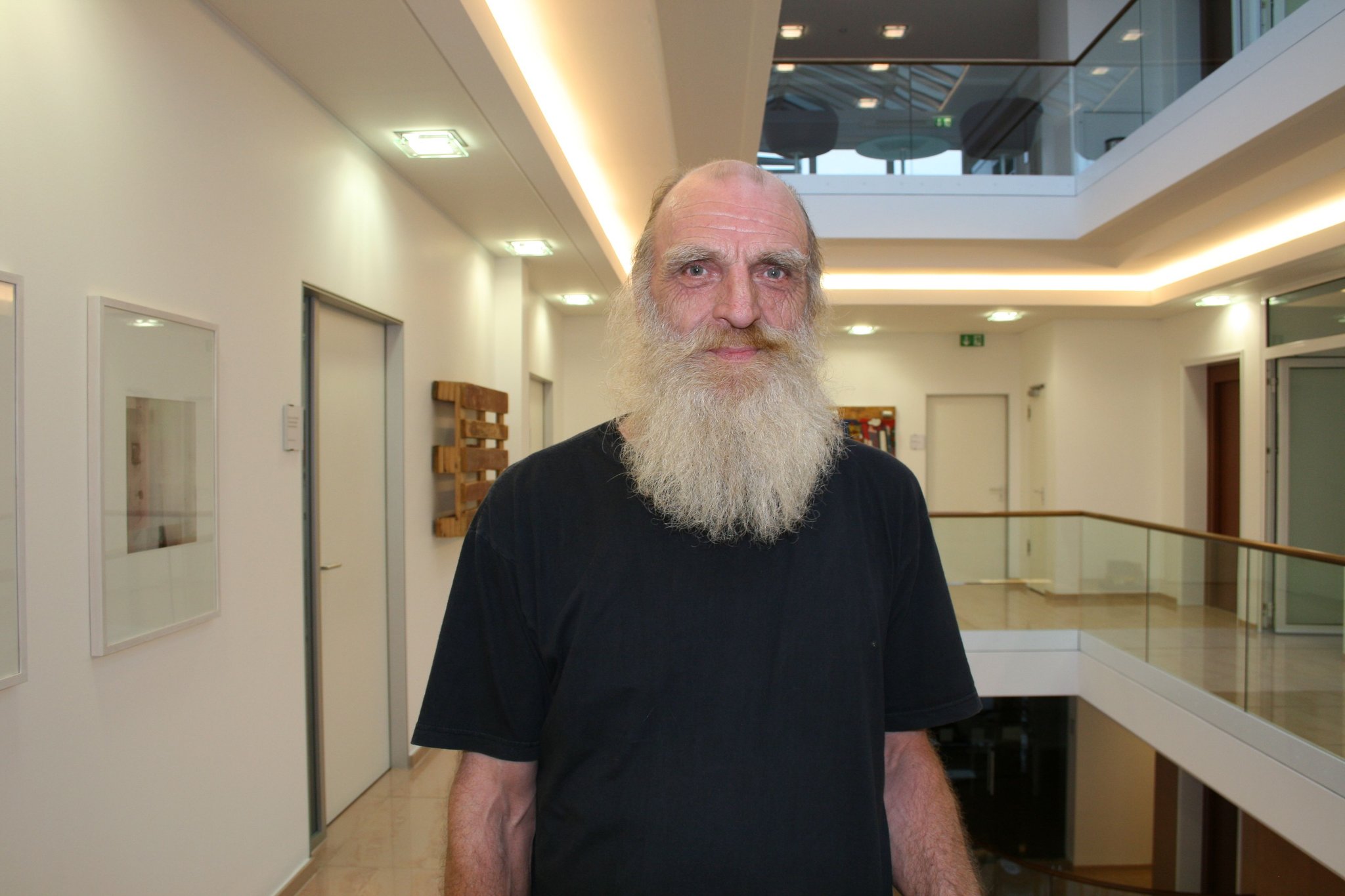 Fährt jeden LKW sicher durch Europa: Manfred Westphal aus Drochtersen ...