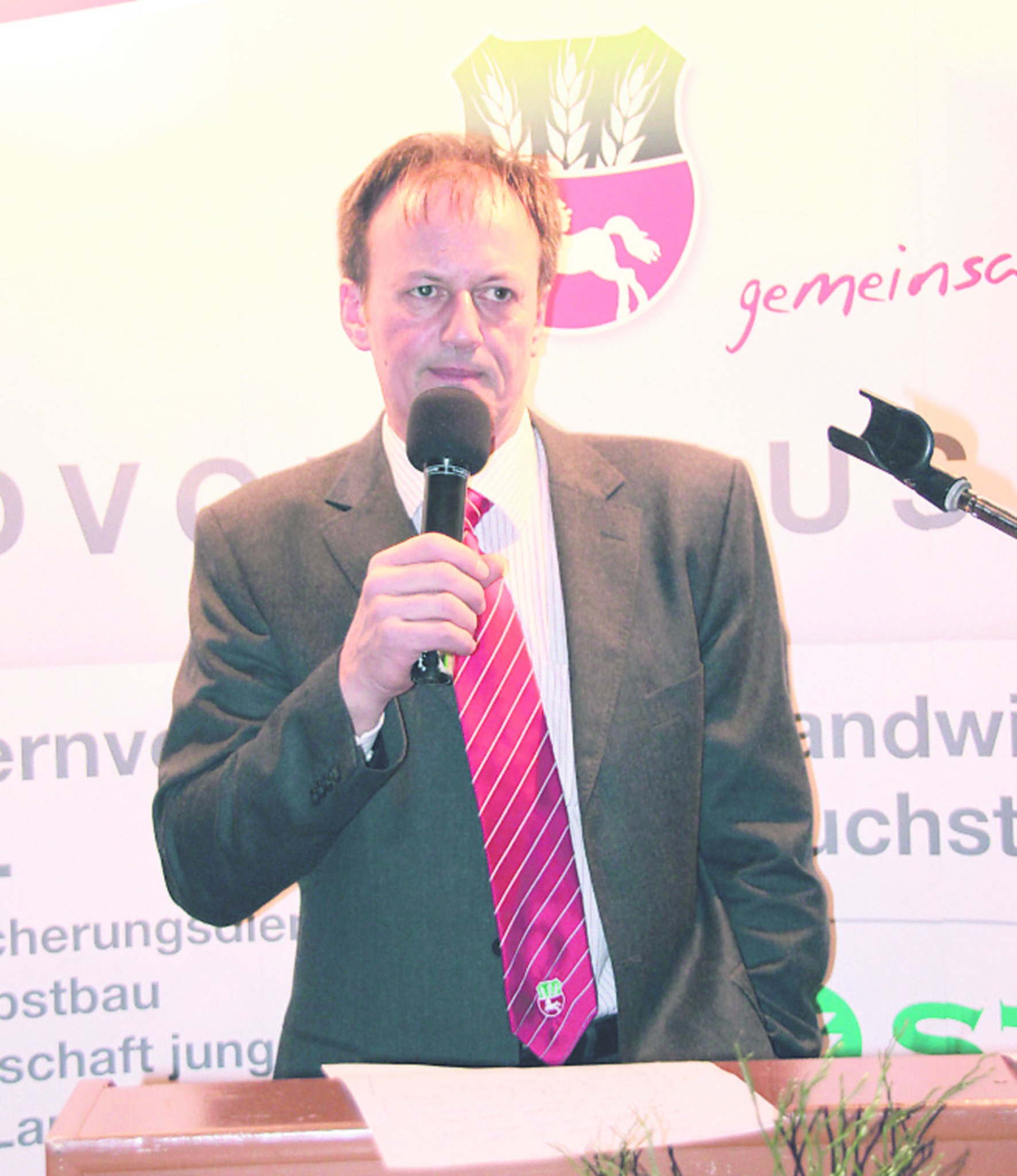 Kreislandwirt Johann Knabbe: "Streit um Antibiotika-Datenbank ist eine ...