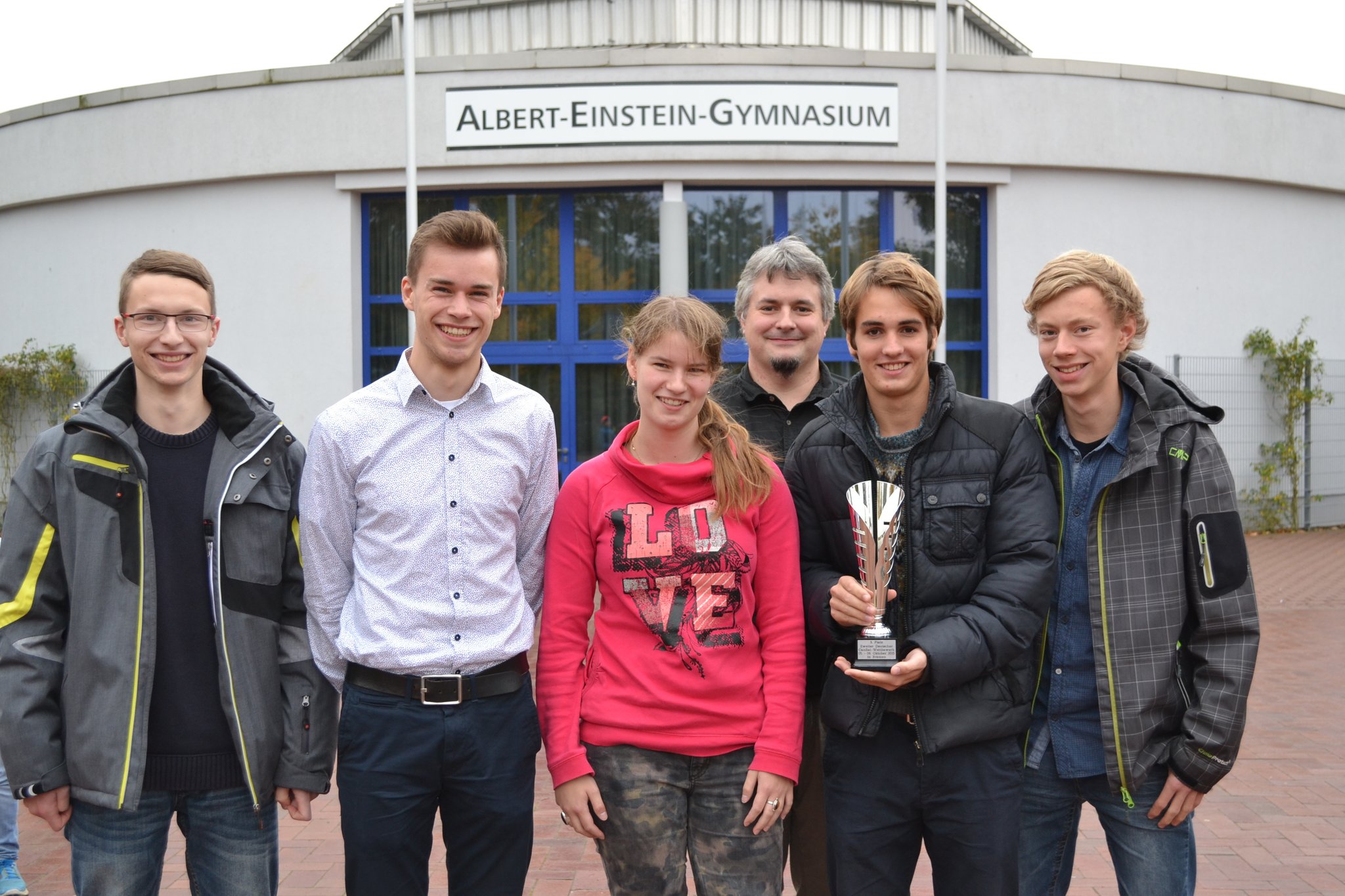 Buchholzer Schüler schießen Mini-Satelliten ab und landen bundesweit ...