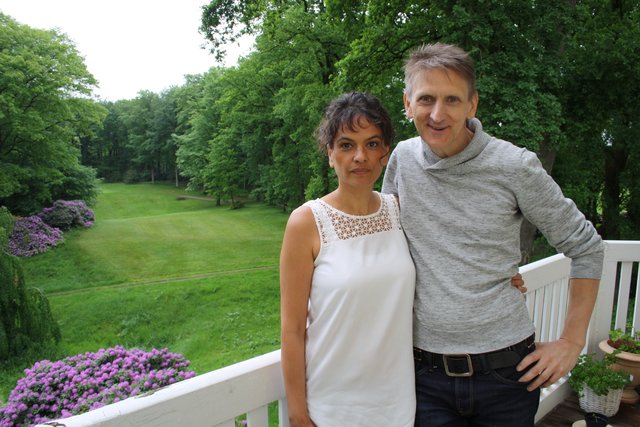 Frieden und Vergänglichkeit: Der Künstler Frank Rosenzweig lebt und ...