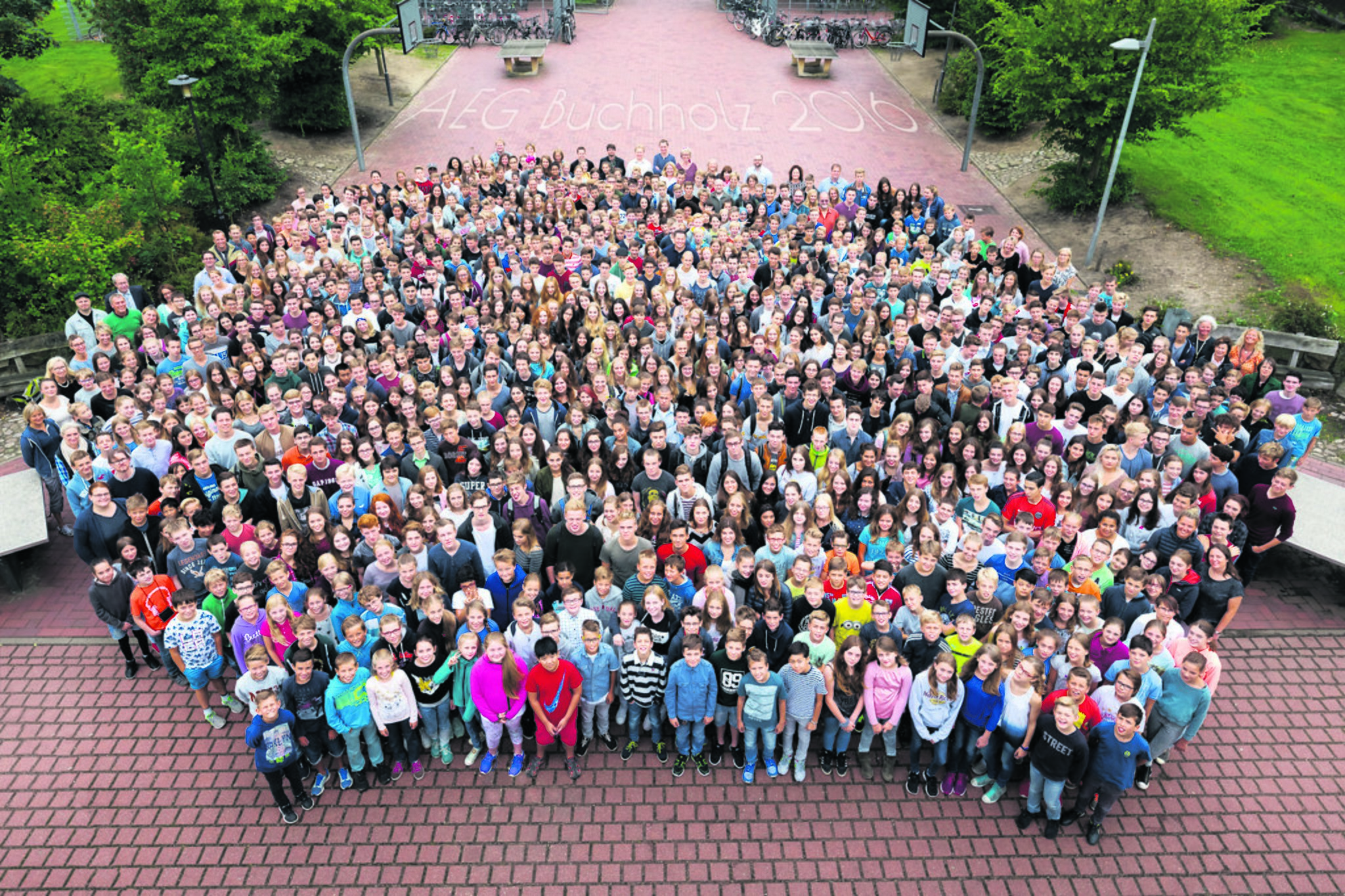 Albert-Einstein-Gymnasium feiert 50-jähriges Bestehen - Buchholz