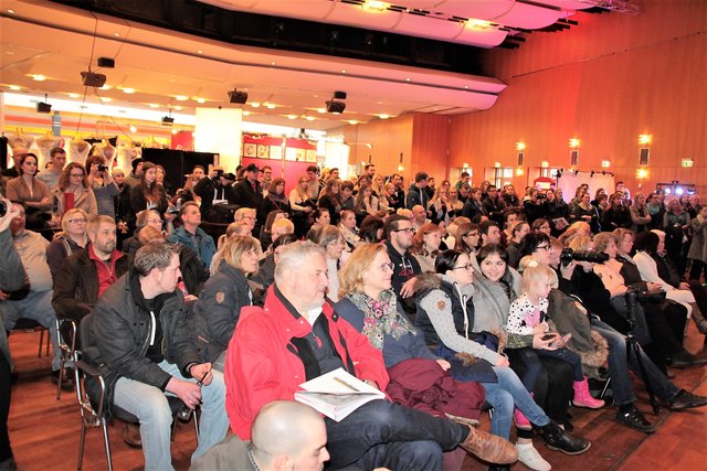 "Wenn heiraten, dann ganz in Weiß!" - Stade