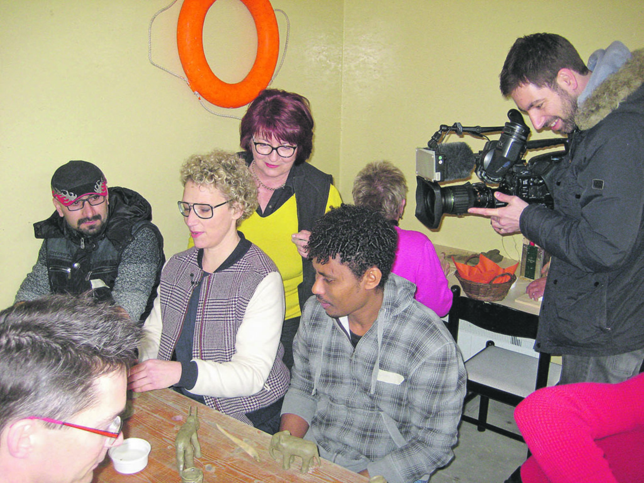 "Eine gute Erinnerung mitgeben": NDR-Fernsehteam besuchte kreative ...