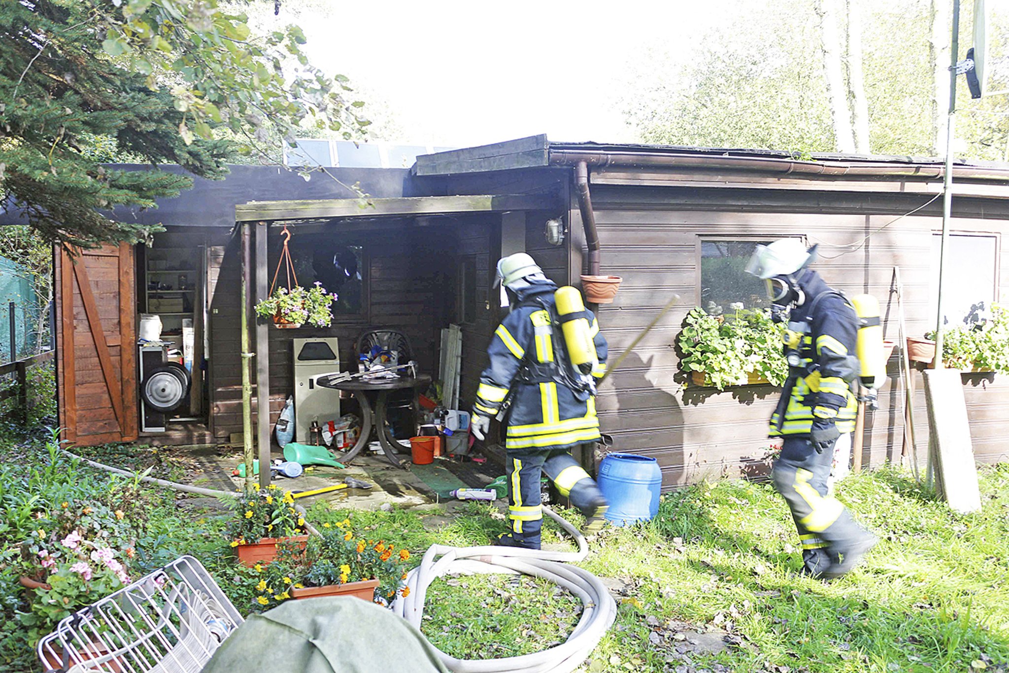 Mobiles Wohnheim brannte auf Tesper Campingplatz - Winsen
