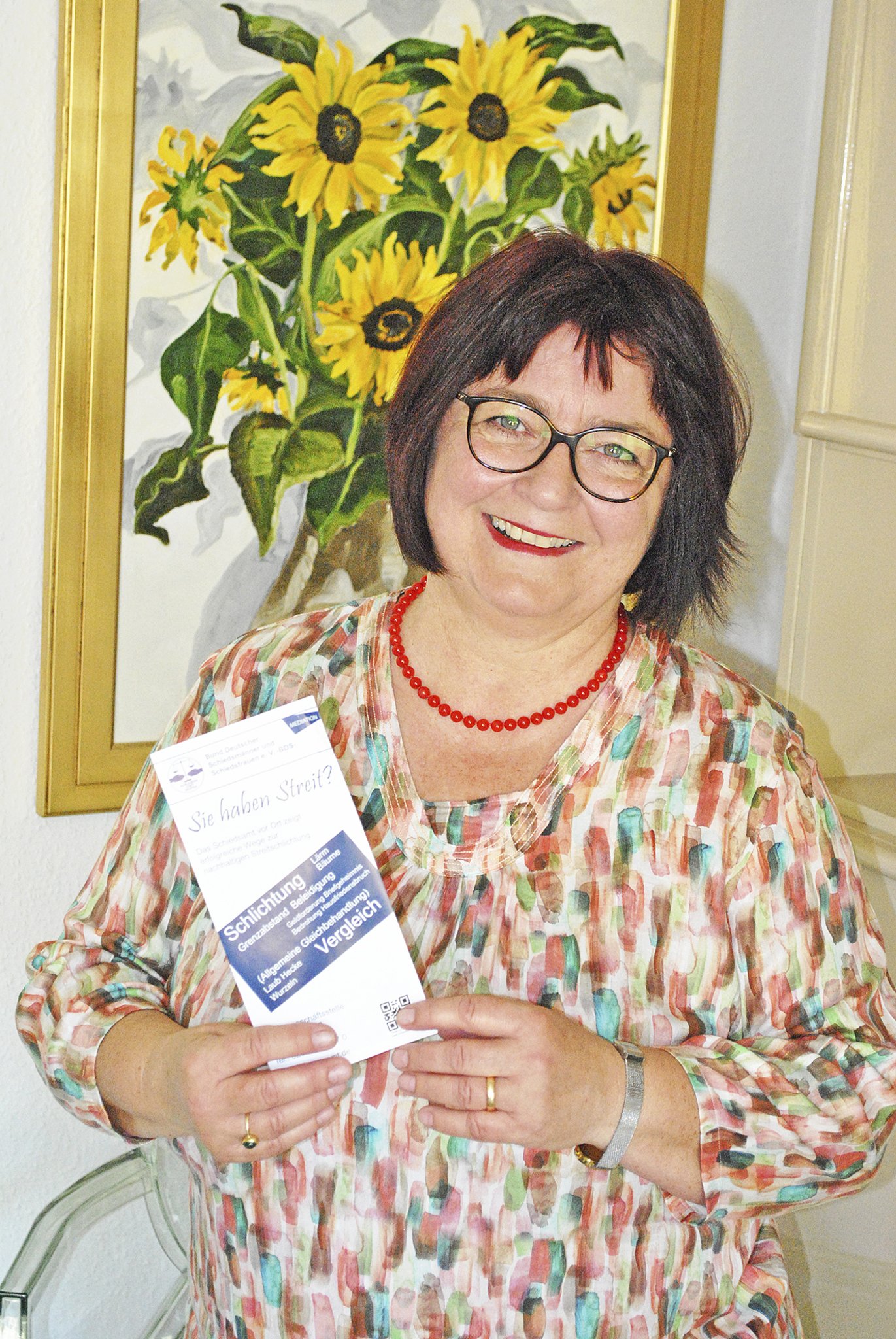 Künstlerin Angela Stehr engagiert sich als Schiedsfrau in der Elbmarsch ...