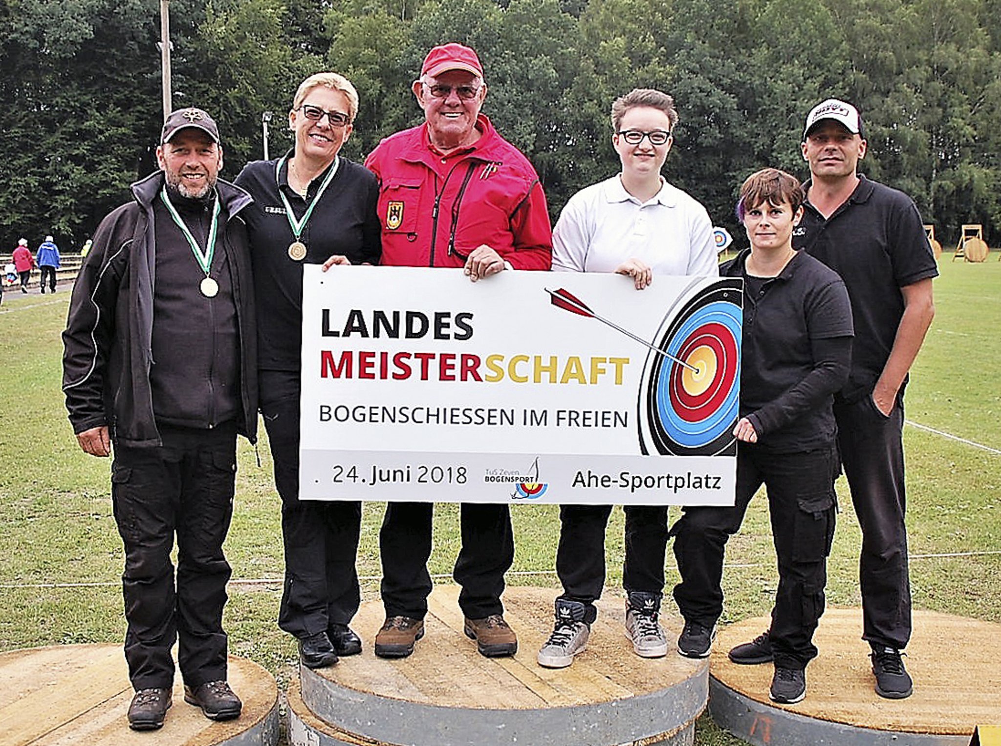 Tesper Bogenschützen holen zwei Landesmeistertitel - Buchholz