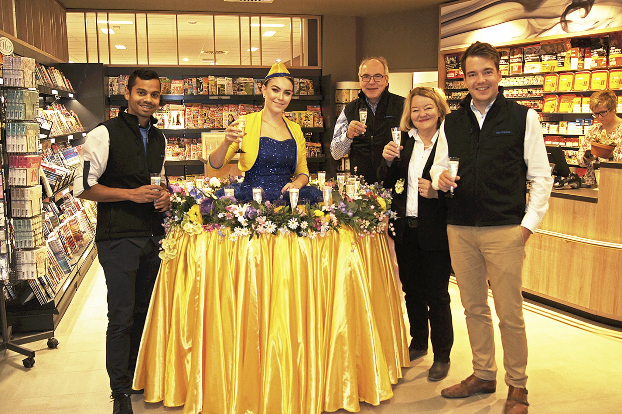 Familie Drewes feiert gelungene Neueröffnung in Dollern - Stade