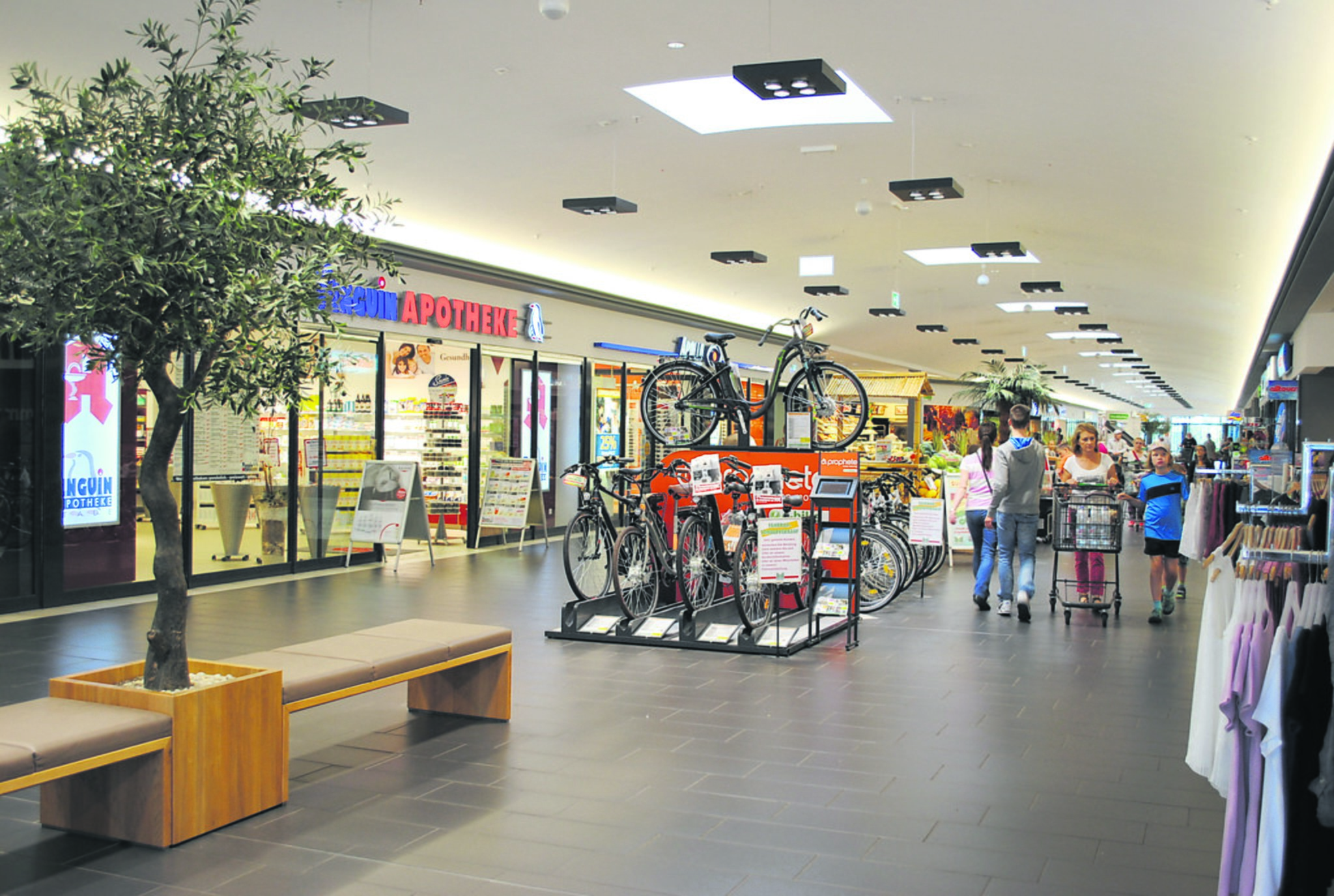 Halbzeit für die große Festwoche bei Marktkauf Stade - Stade