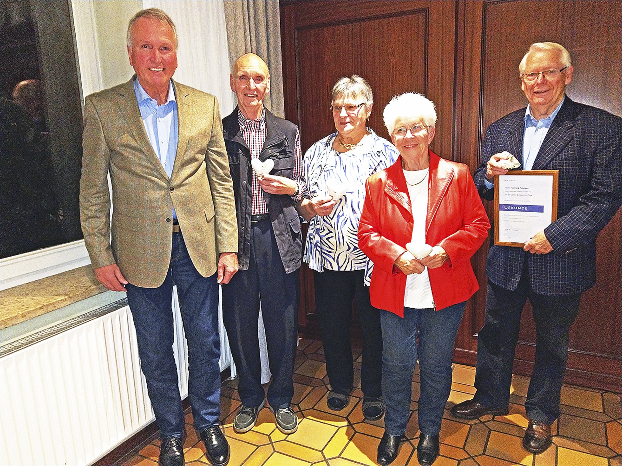 Sängerbund Heideblume zeichnete treue Mitglieder aus - Winsen