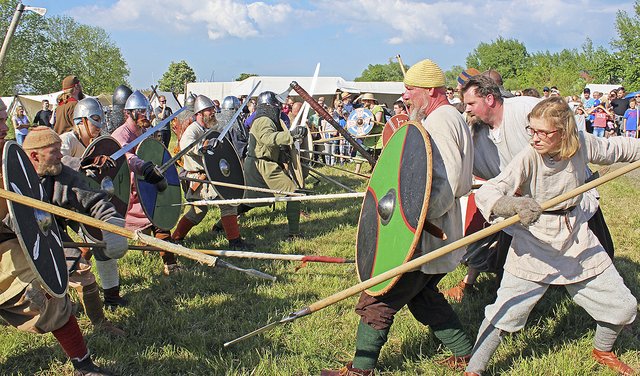 Heftige Schlachten und reger Handel: Wikinger aus ganz Europa kamen zum ...