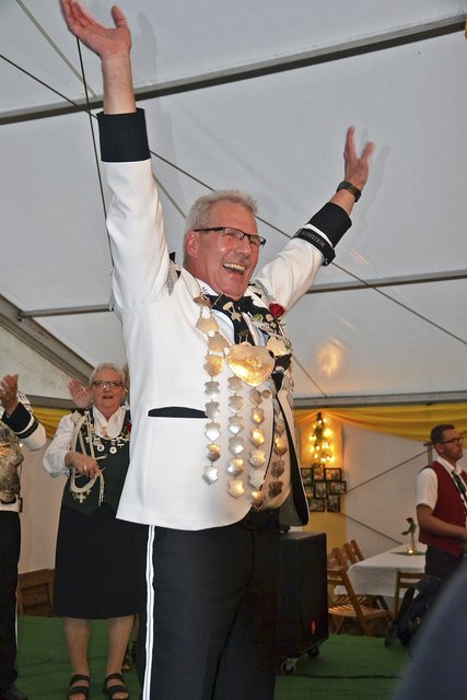 Sven Burmester regiert jetzt den Schützenverein in Buxtehude Süd ...