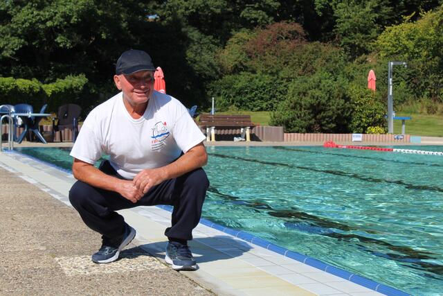Eine Legende geht: Freibad Bendestorf: Badleiter Lothar Fox ...