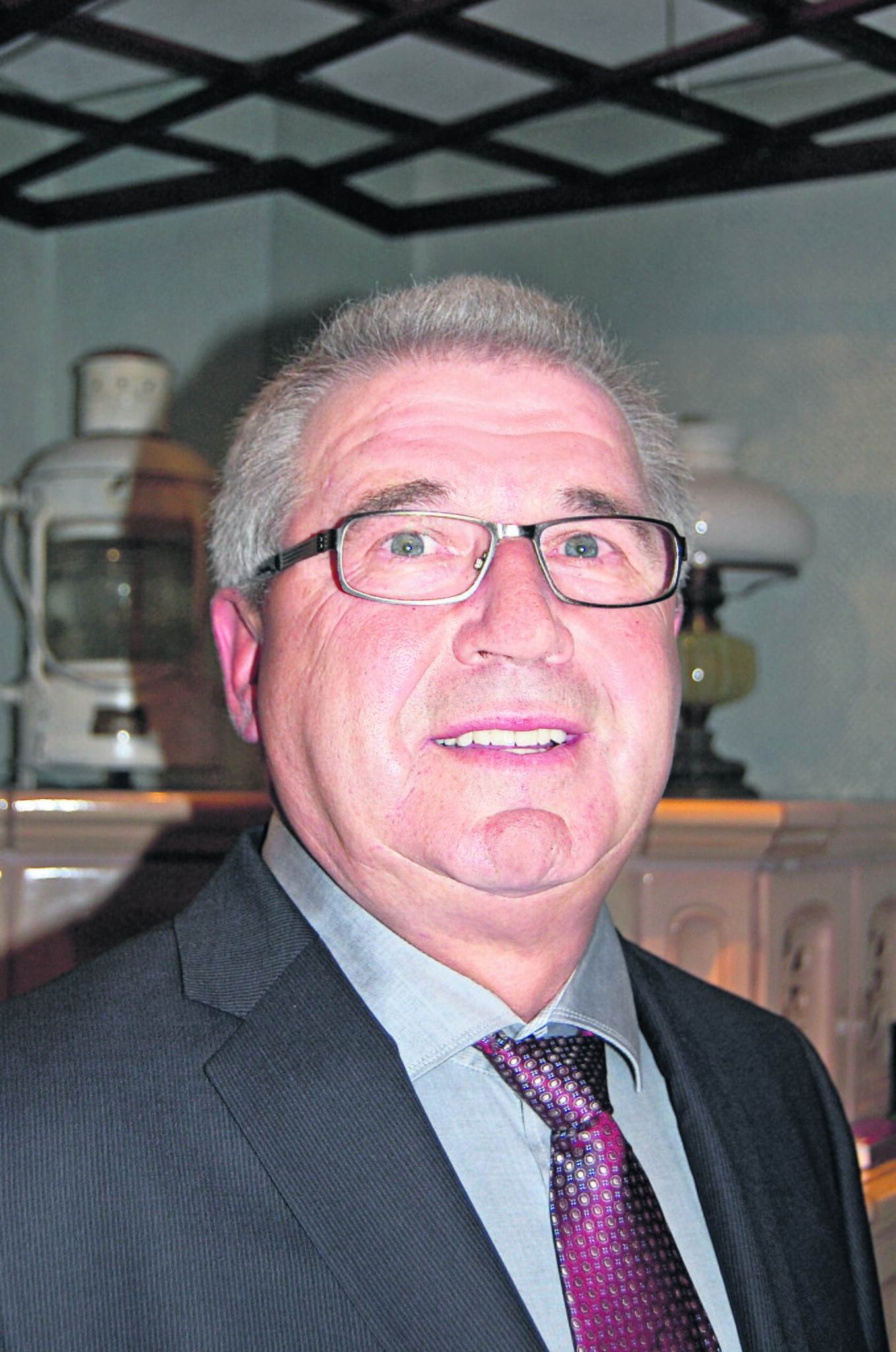 Trauer in der Elbmarsch: Ehemaliger Tesper Bürgermeister Karl-Heinz ...