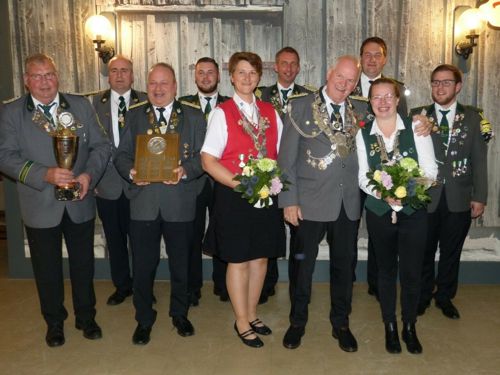Harsefeld und Ahlerstedt: Samtgemeindekönigsschießen und Königsball ...