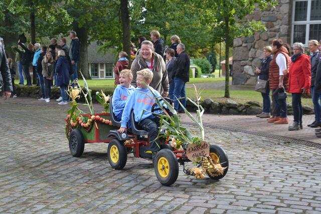 Ernteumzug der Landjugend Bargstedt: Kreativität trifft auf Tradition ...