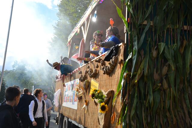 Ernteumzug der Landjugend Bargstedt: Kreativität trifft auf Tradition ...