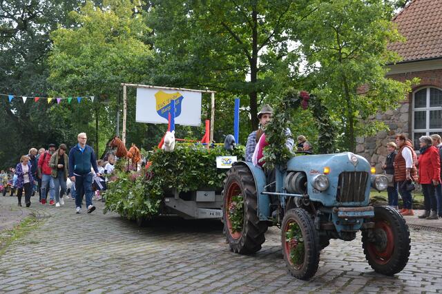 Ernteumzug der Landjugend Bargstedt: Kreativität trifft auf Tradition ...