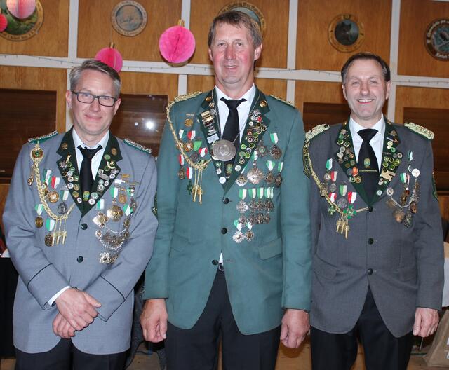 Schützenverein Moor: So schön ist der Hofstaat in Moor - Seevetal