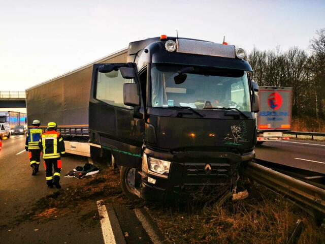Seevetal: Schwerer Lkw-Unfall auf A1 beim Maschener Kreuz - Seevetal