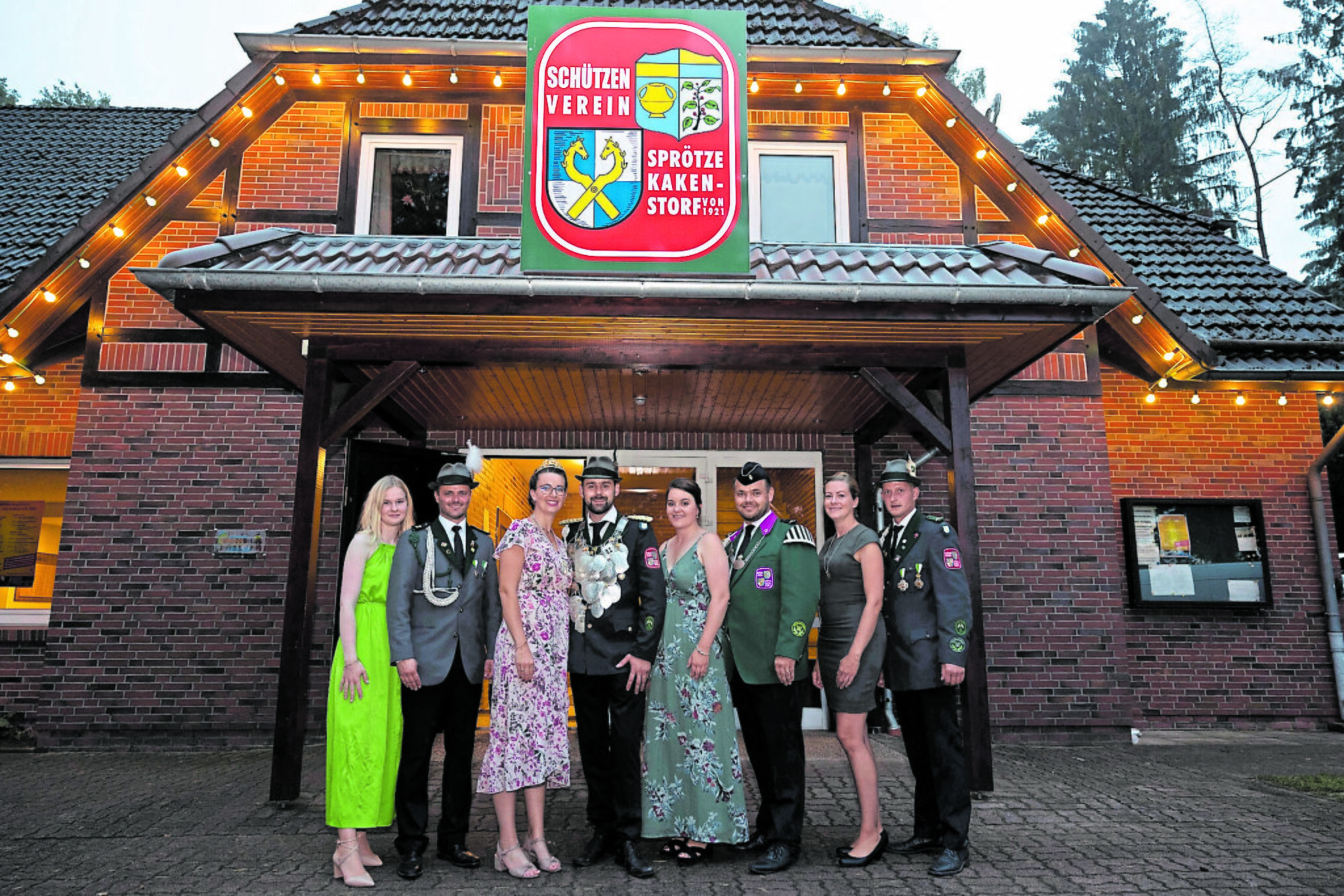 SV Sprötze-Kakenstorf feiert Königsball: König Jan-Peter Ebeling lädt ...