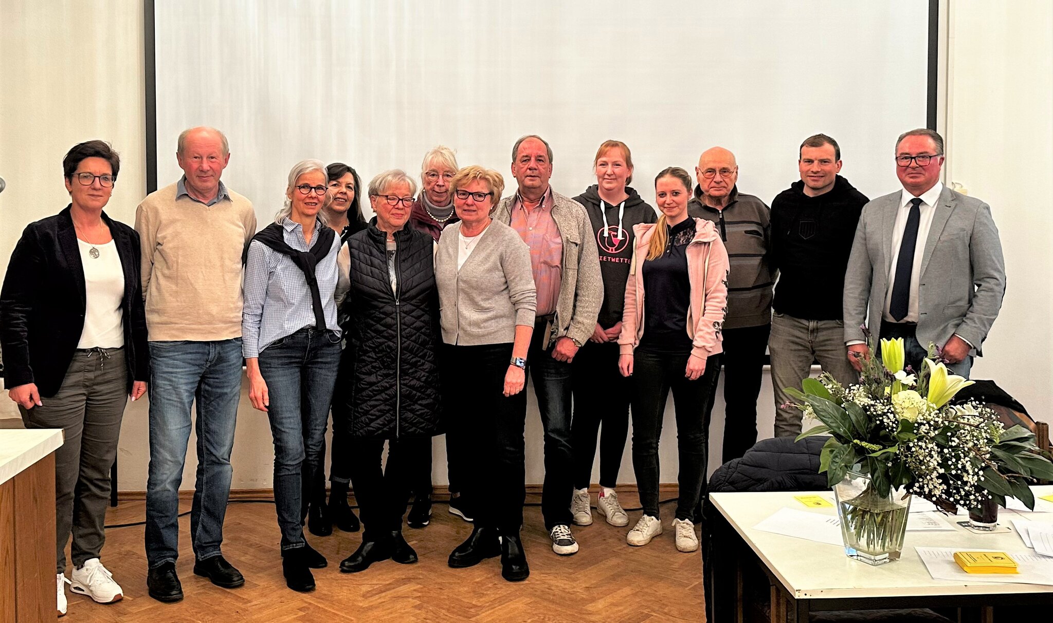 Andrea Steinert als Vorsitzende bestätigt - Rosengarten