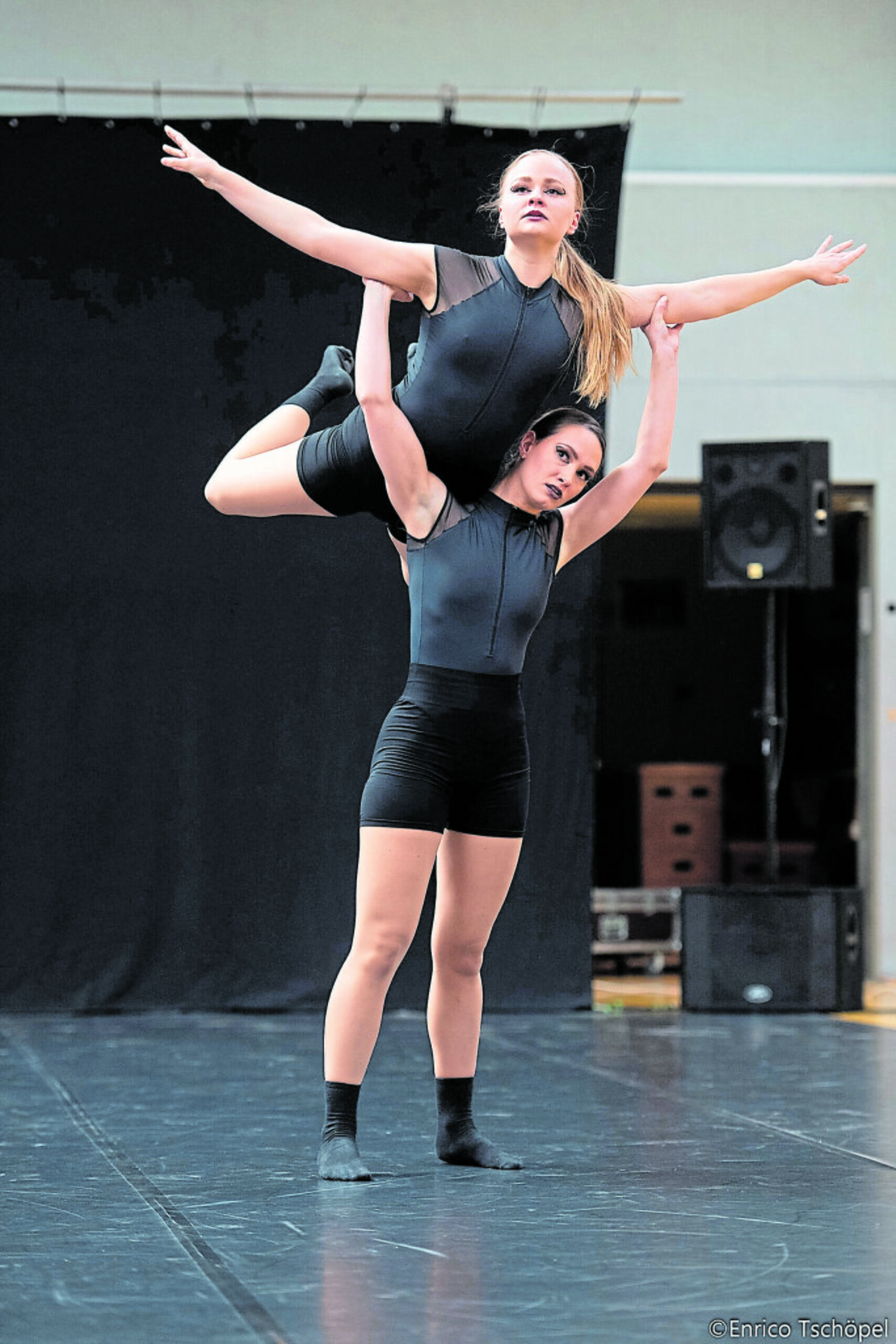 Gemeinde Stelle: Tanzgemeinschaft Elbdeich sucht neue Tänzerinnen - Stelle