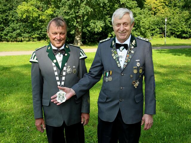 Schlussschießen in Hollenstedt: Hollenstedt hat einen neuen Vizekönig ...