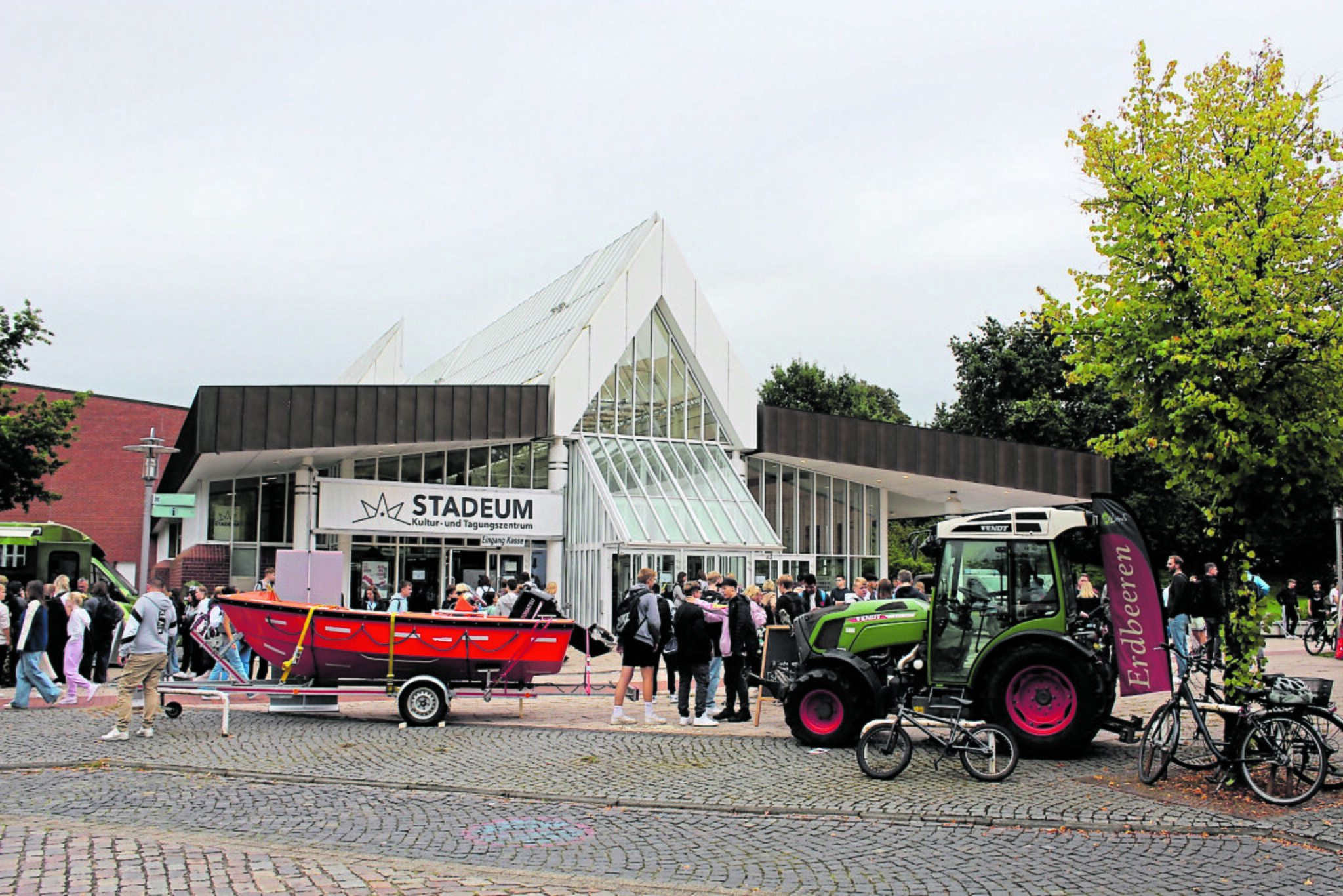 Rekord auf der Ausbildungsmesse im Stadeum: Die Zukunft klarmachen - Stade