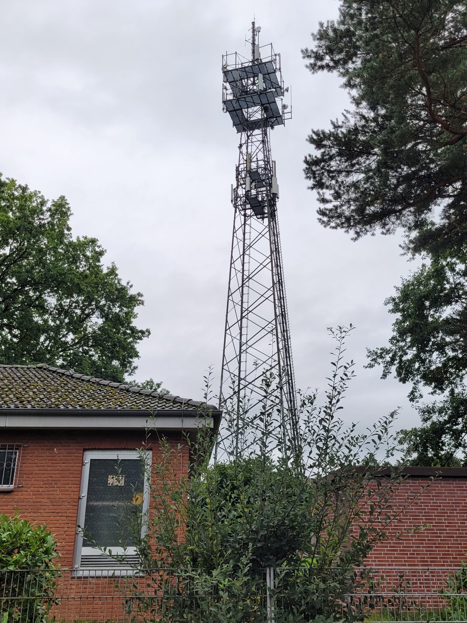 Buchholz: Mobilfunkmast in der Bremer Straße: 5G-Netz wird ausgebaut ...