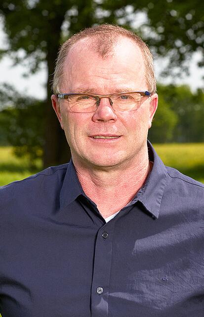 Tostedt: Kreistagsmitglieder beziehen Stellung zum Sporthallenneubau ...