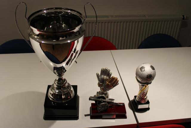 Fußball für guten Zweck: SG SaGa startet in Salzhausen ersten Rainer ...