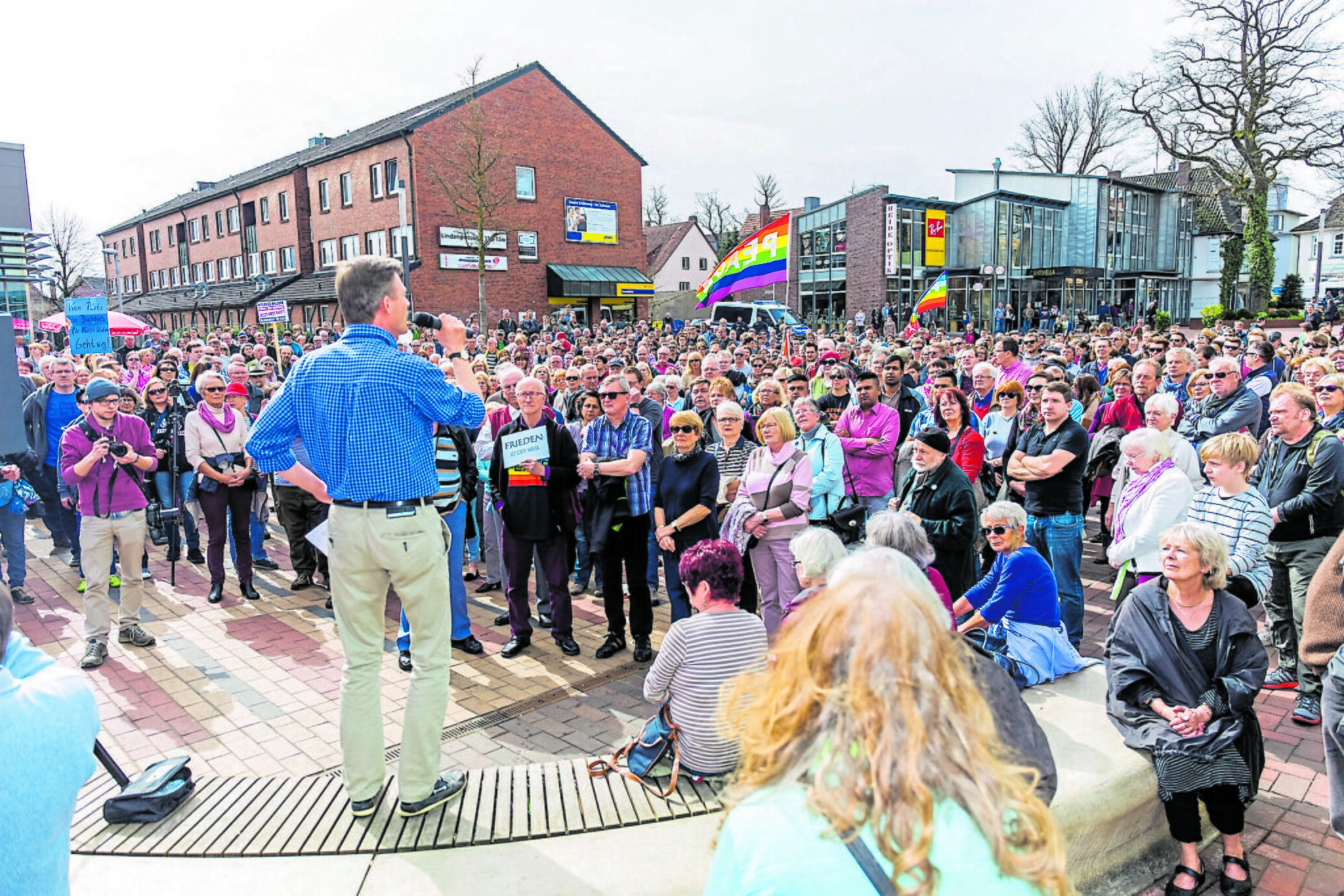 Buchholz: Gemeinsam Zeichen setzen gegen Rechtsextremismus - Tostedt
