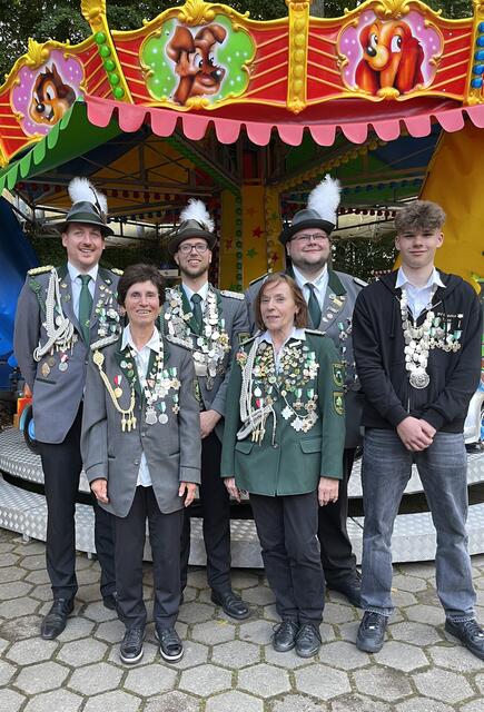 Schützenfest Brackel: Tobias "Der Jugendliche" Rieckmann ist König ...