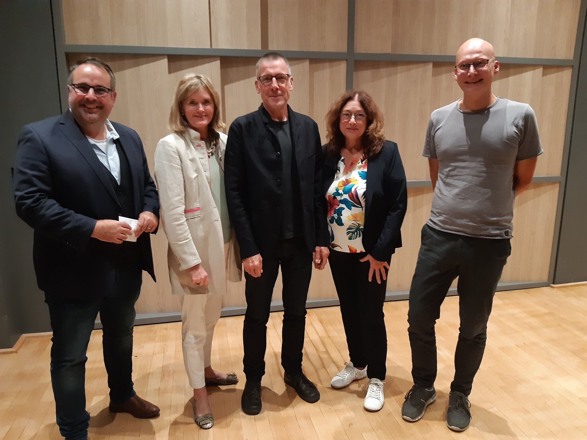 Klimaforum: Eindringlicher Vortrag von Postwachstumsökonom Niko Paech ...