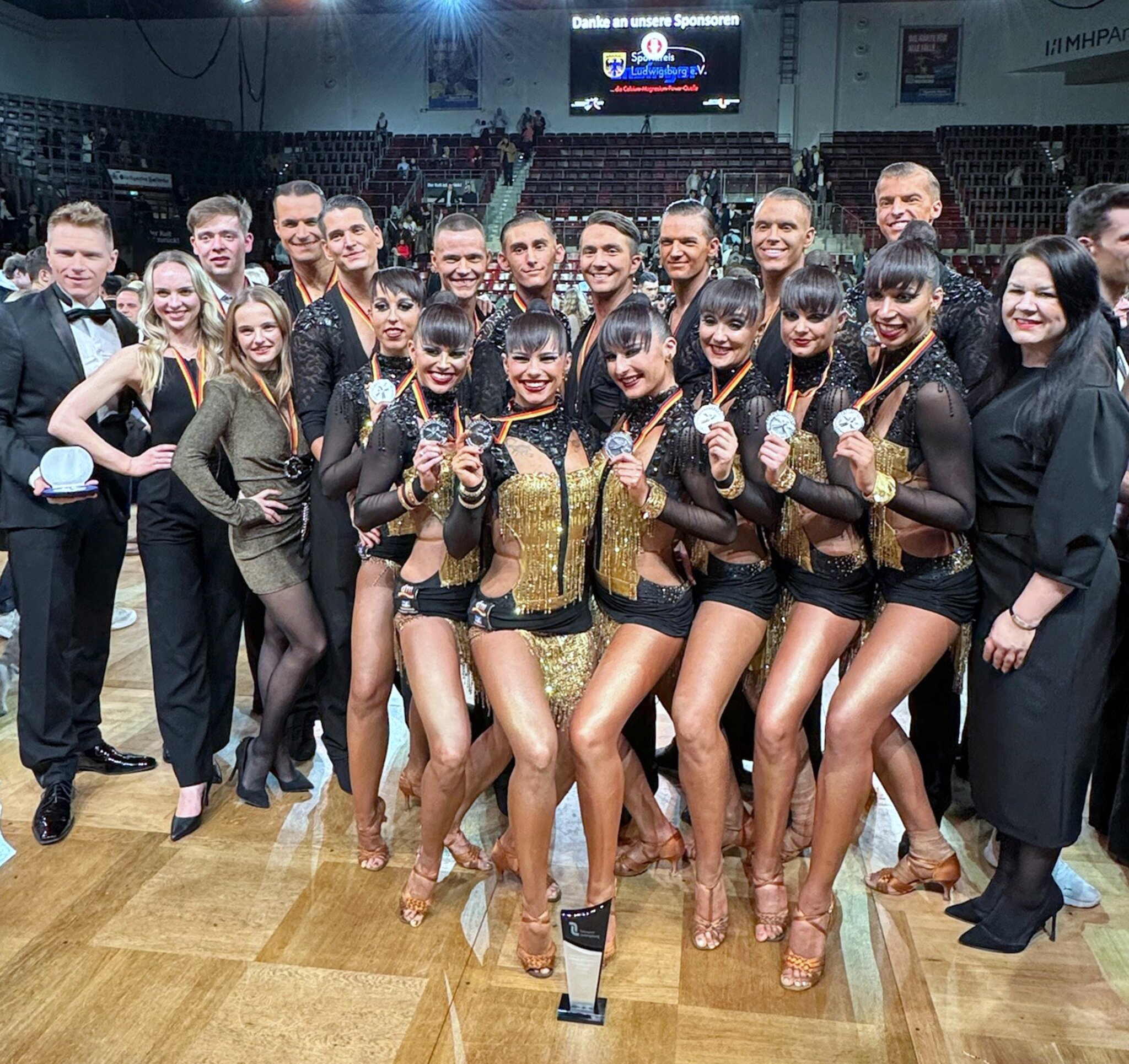 Deutsche Meisterschaft der Lateinformationen: Buchholzer A-Team sichert sich das WM-Ticket ...