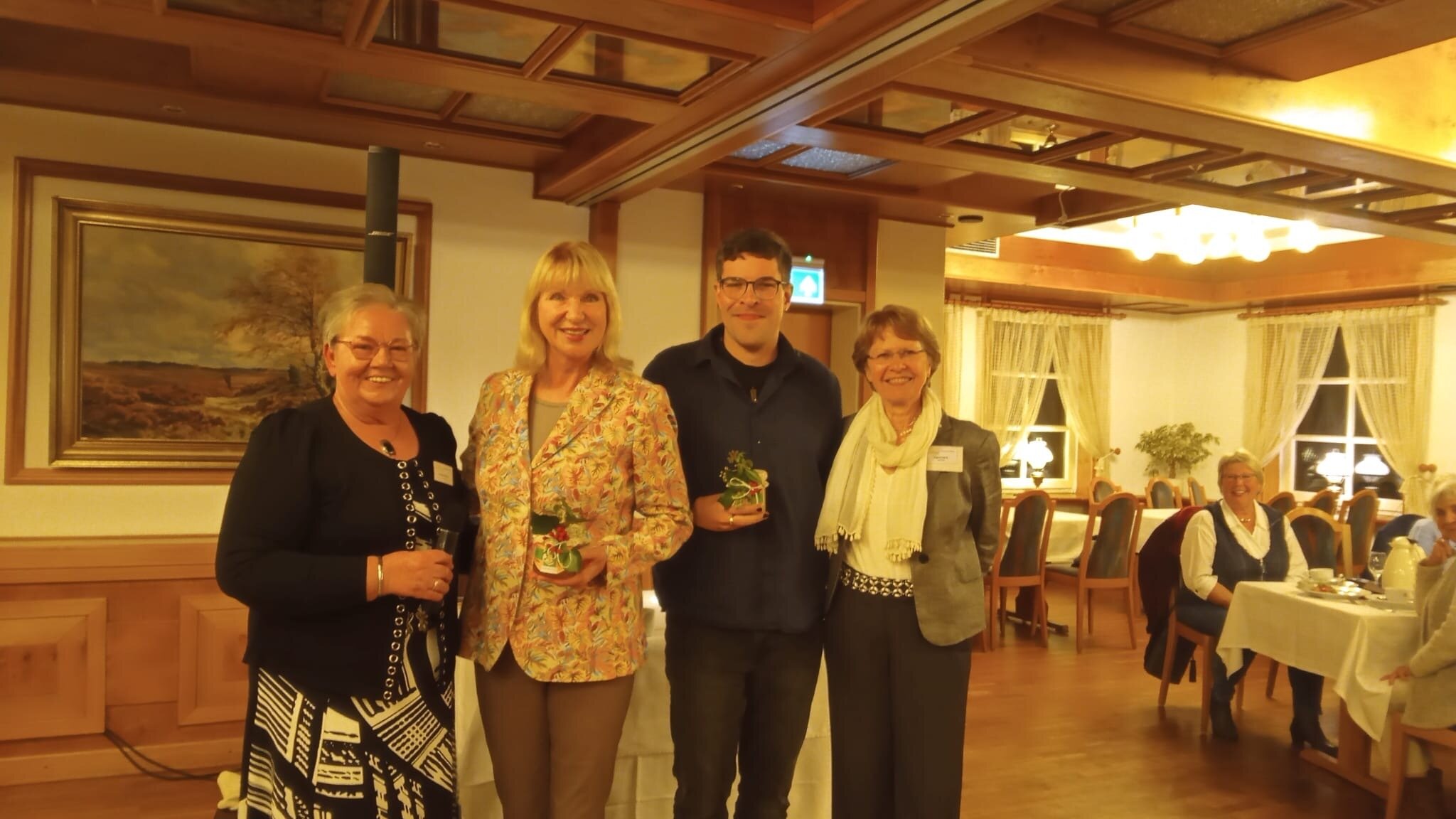 Rückblick auf eine stolze Tradition: Landfrauenverein Brackel-Hanstedt feierte 75-jähriges ...