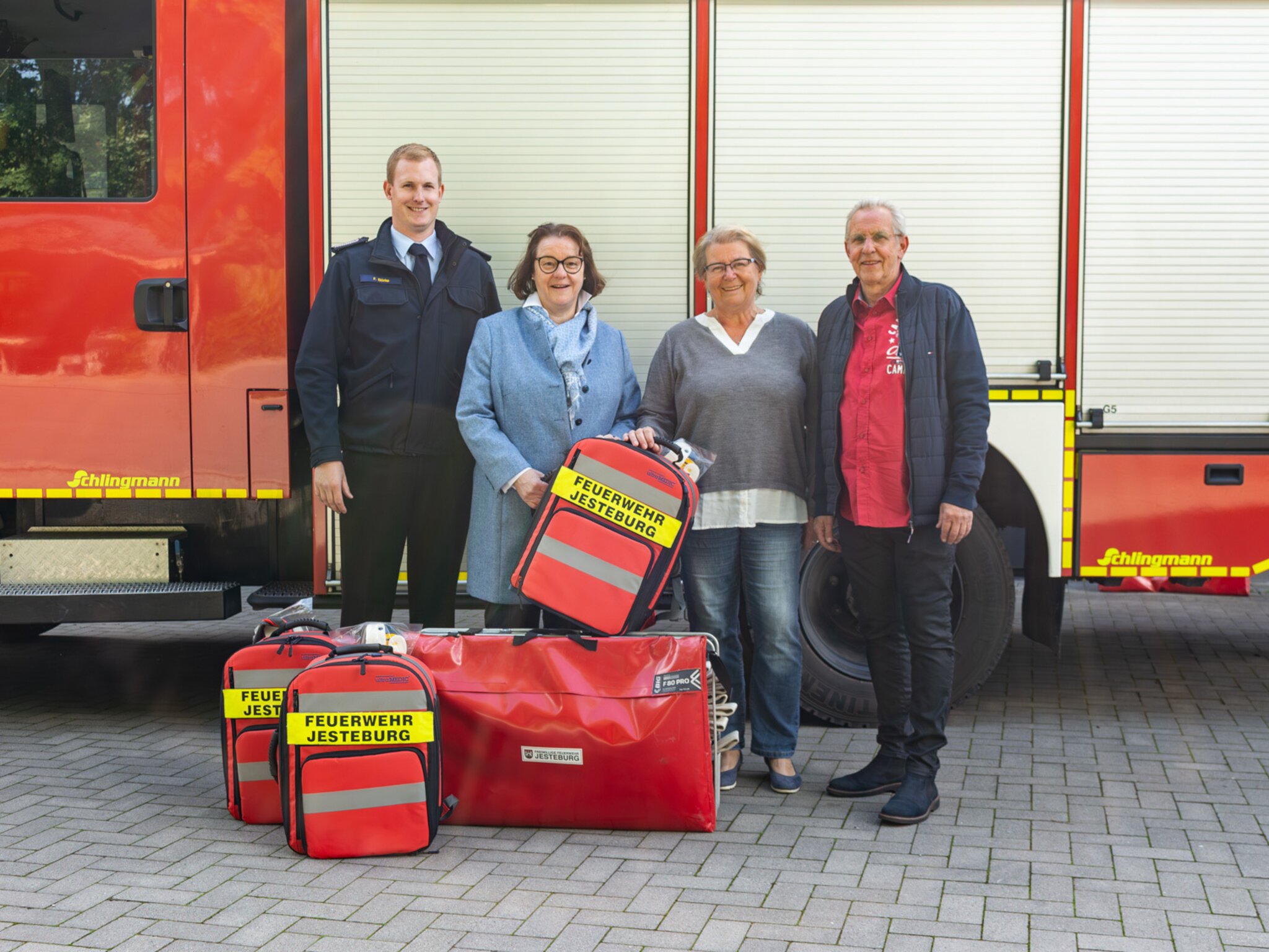Spende statt Geschenke: Kerstin Witte unterstützt Freiwillige Feuerwehr ...