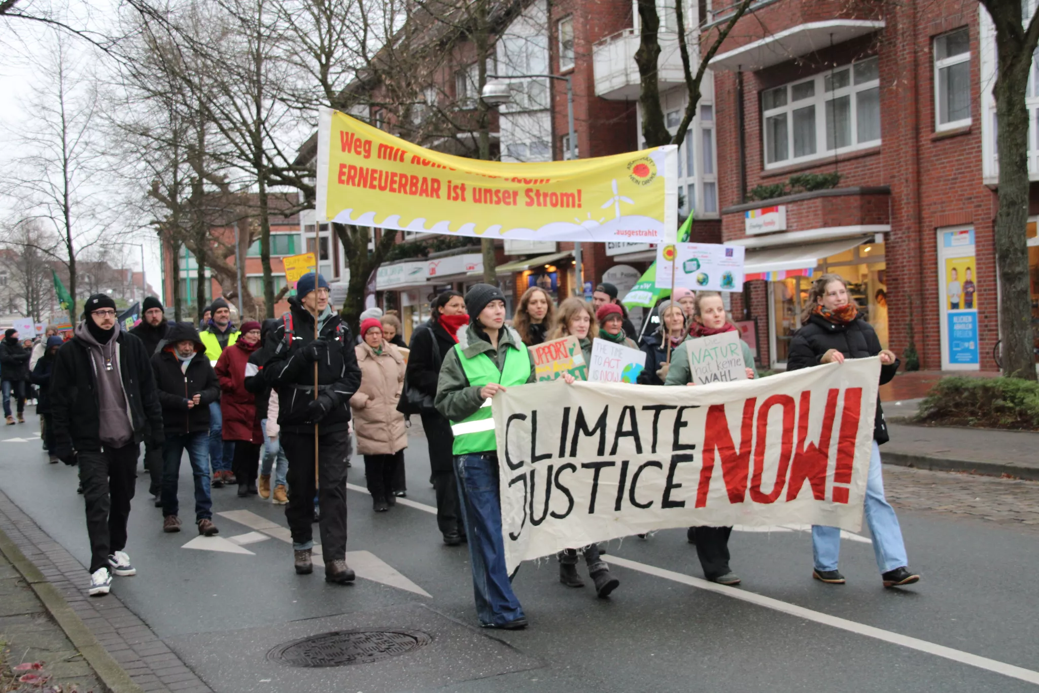Fridays for Future: Demonstration in Buxtehude für den Klimaschutz - Buxtehude