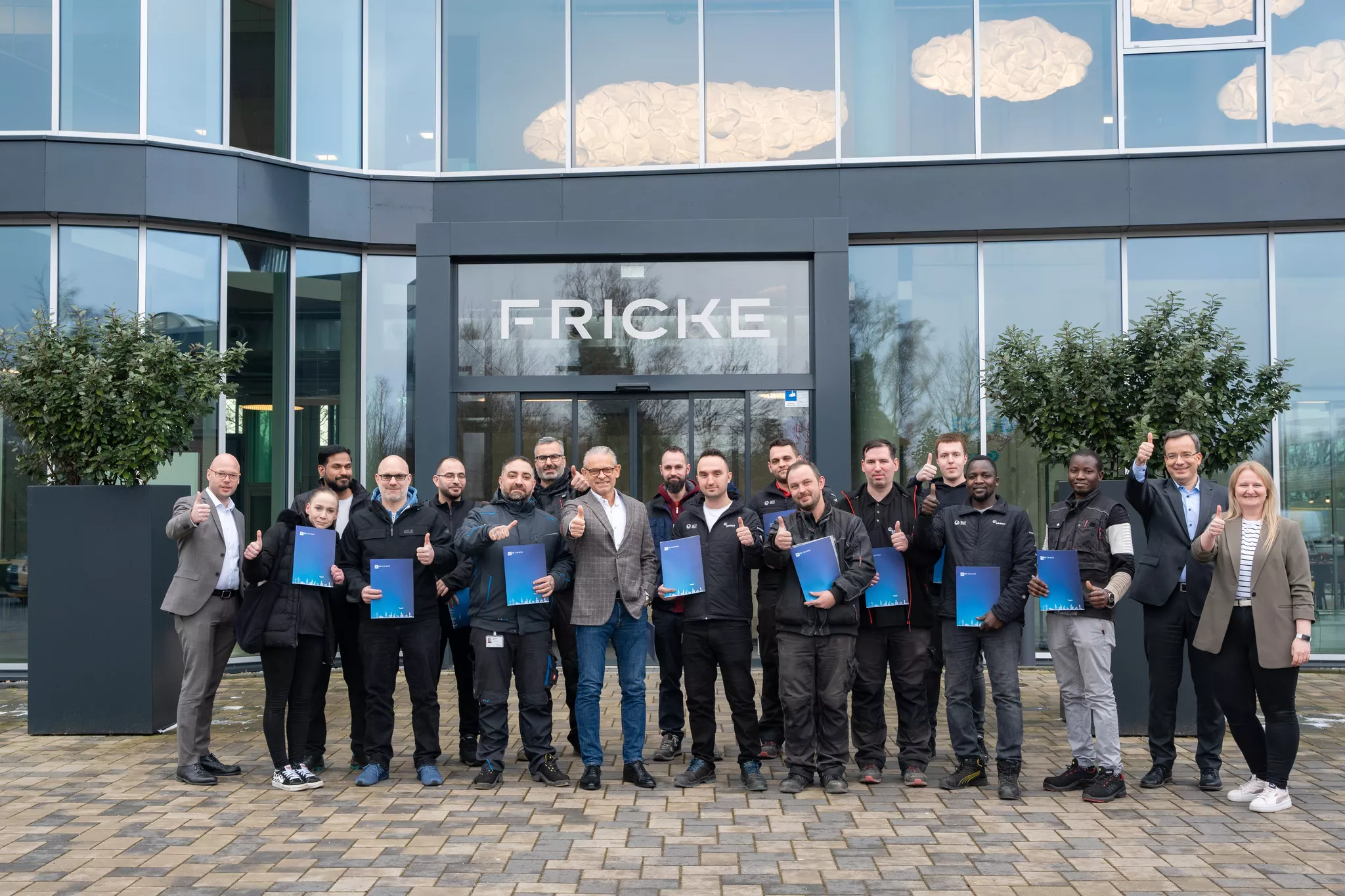 Initiative „FRICKE fördert“: 101 Mitarbeitende in Heeslingen ...