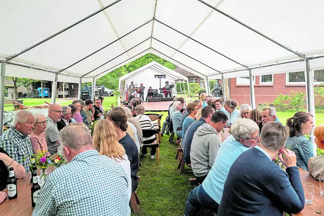 Gäste waren begeistert: Neue Oldendorfer Remise eingeweiht - Oldendorf ...