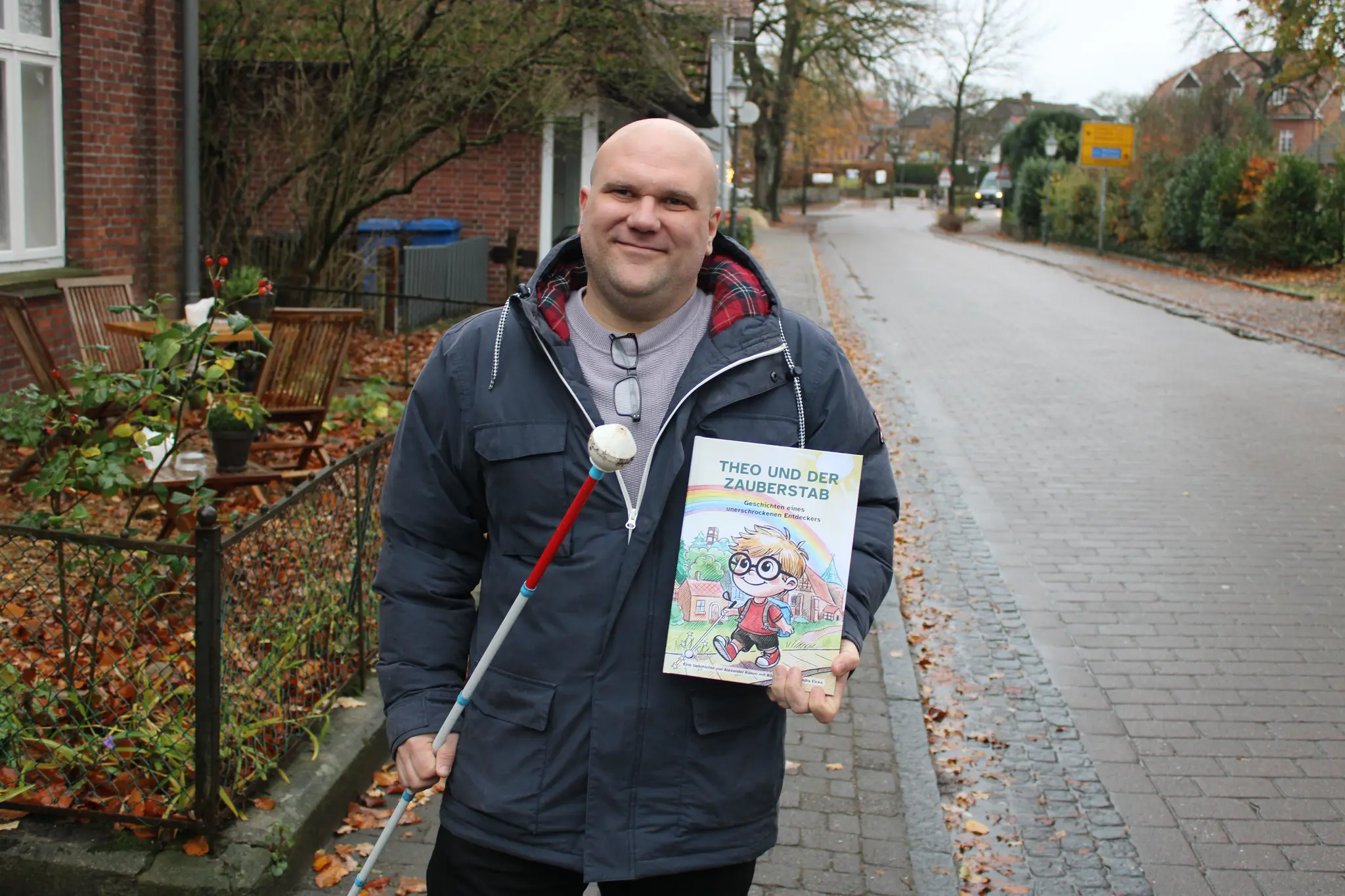 Starkes Engagement für Gehandicapte: Sehbehinderter Alexander Ramm schrieb autobiografisches ...