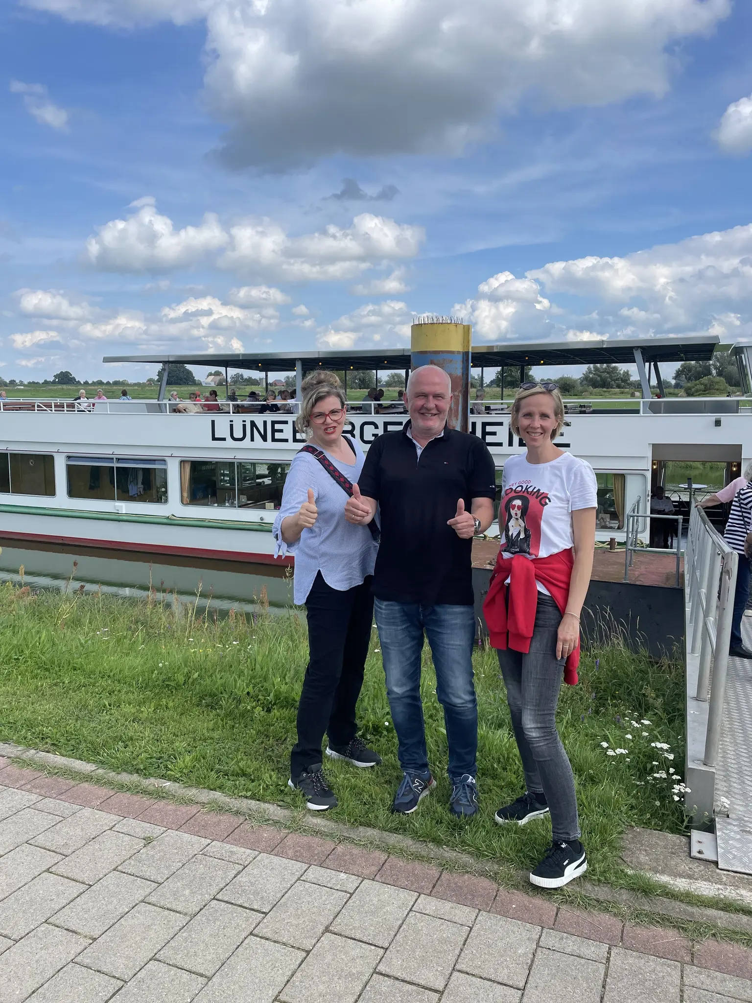 Mit der „Lüneburger Heide“ auf der Elbe unterwegs: Ortsrat Meckelfeld ...